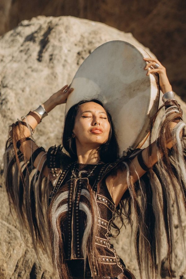 Snow Raven performance